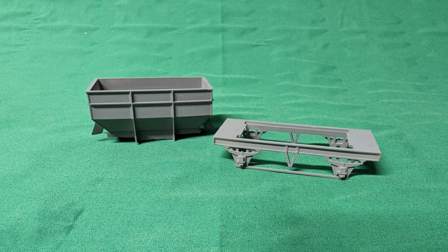 LMS 20T Ore Hoppers – Oak Hill Works
